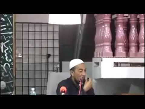 Masalah menjilat jari selepas makan