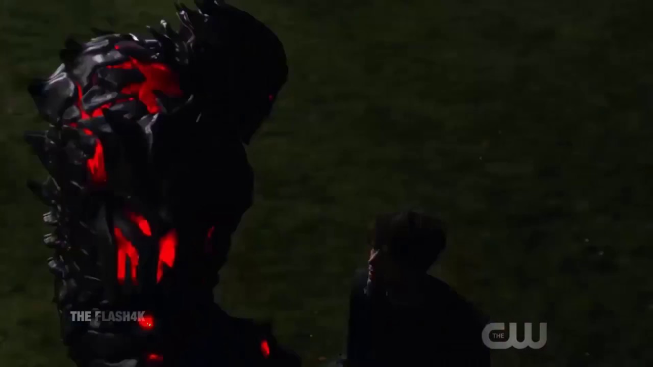 The Flash becomes Savitar and BEATED Savitar Barry. - YouTube