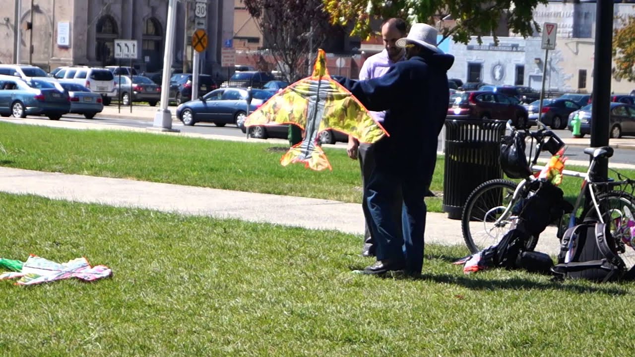 Kevin the Kite Man - YouTube