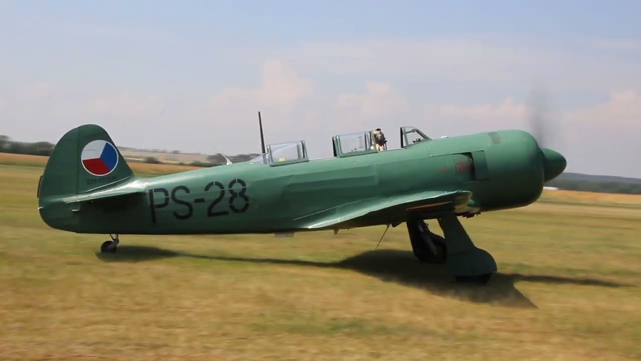 Let C-11 = Jakovlev Jak-11 (Memorial Air Show 2022) - YouTube