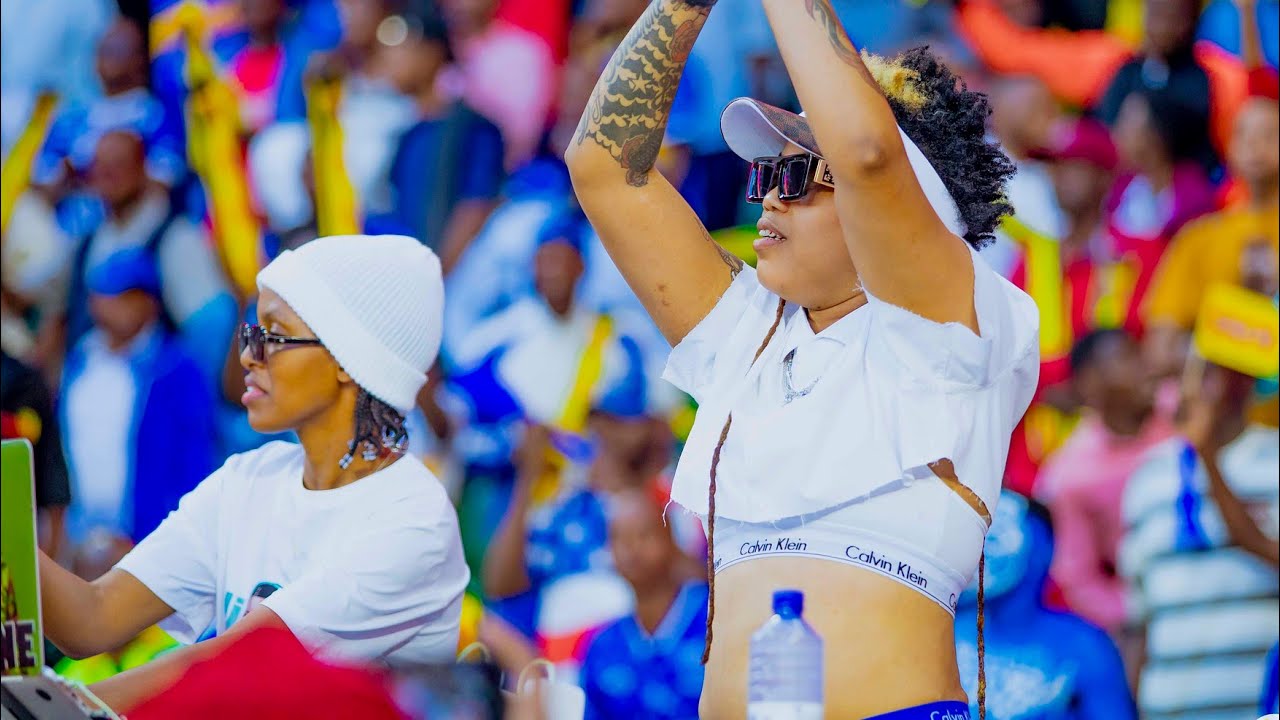 Dj Briane yiyambitse biri Sexy ataramira aba Rayon na APR Ndimbati nawe ...