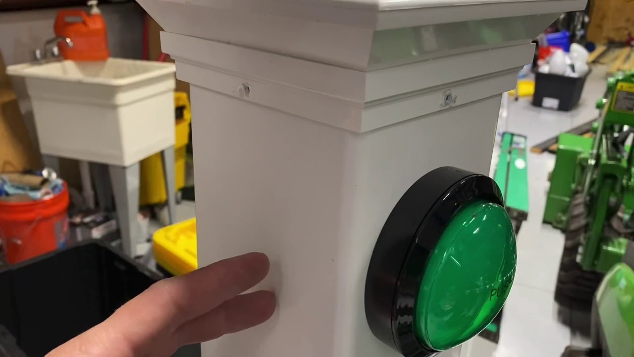 Push Button Speaker - YouTube