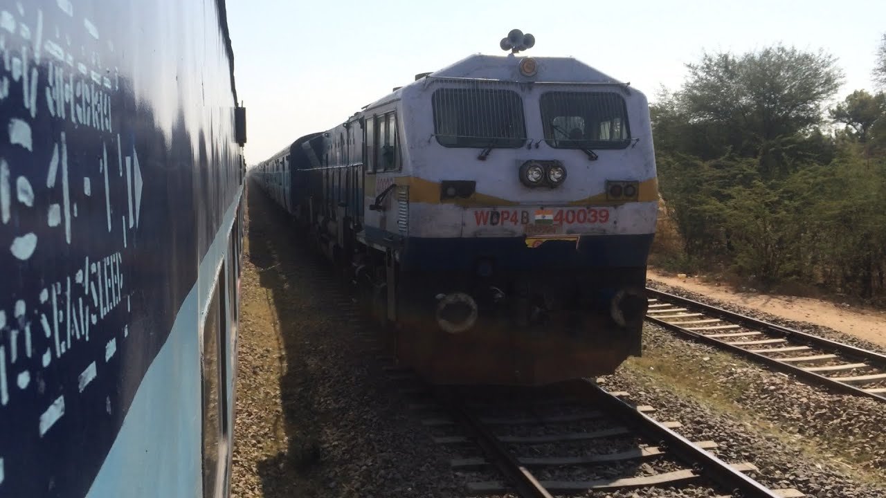 Single Line Crossing ! Ranakpur Express Crossing Ranakpur Express - YouTube