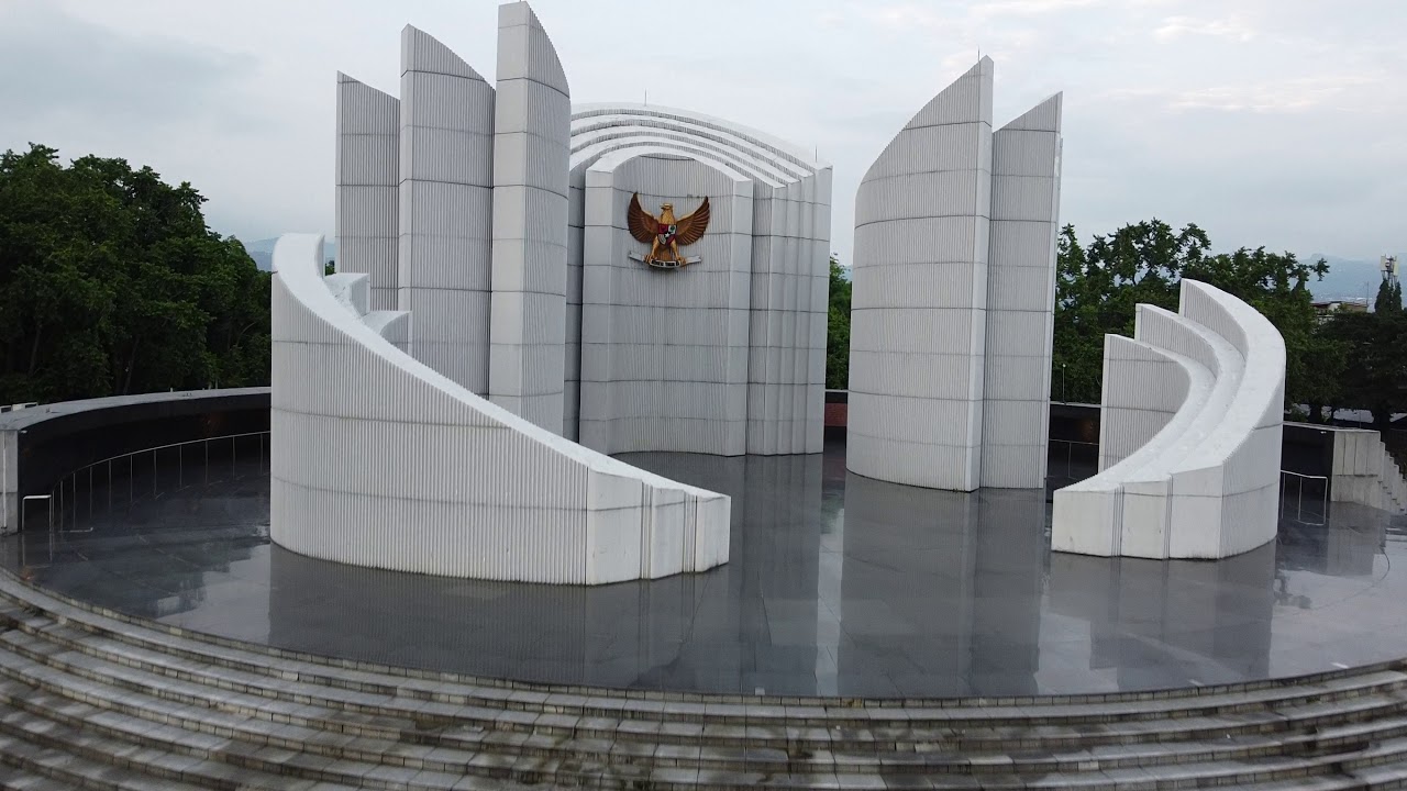 Free Footage - Aerial video Monumen Perjuangan Rakyat Jawa Barat #1 ...