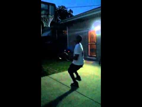 Kobe Bryant Windmill Dunk in Slow Motion - YouTube