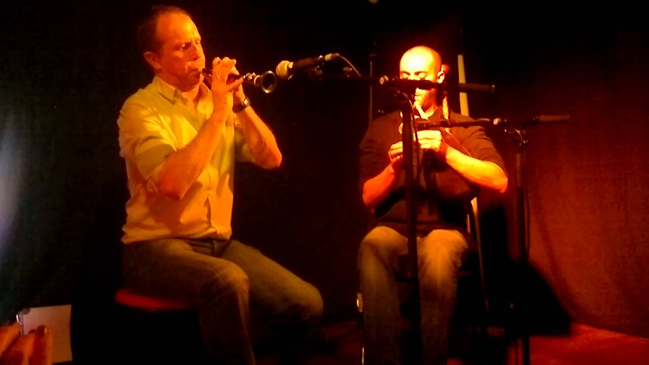 SIMON - LE BOULANGER Gavotte *** ( Poullaouen 29.12.2012 ) - YouTube