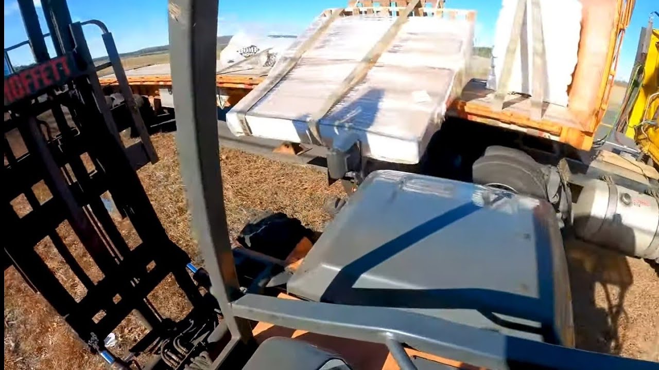 Shipping Fails! Door got blown over on my trailer! - YouTube
