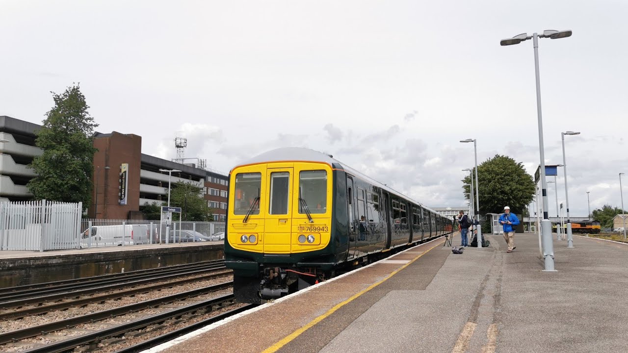 GWR class 769, 769943 at Eastleigh 05/07/21 - YouTube
