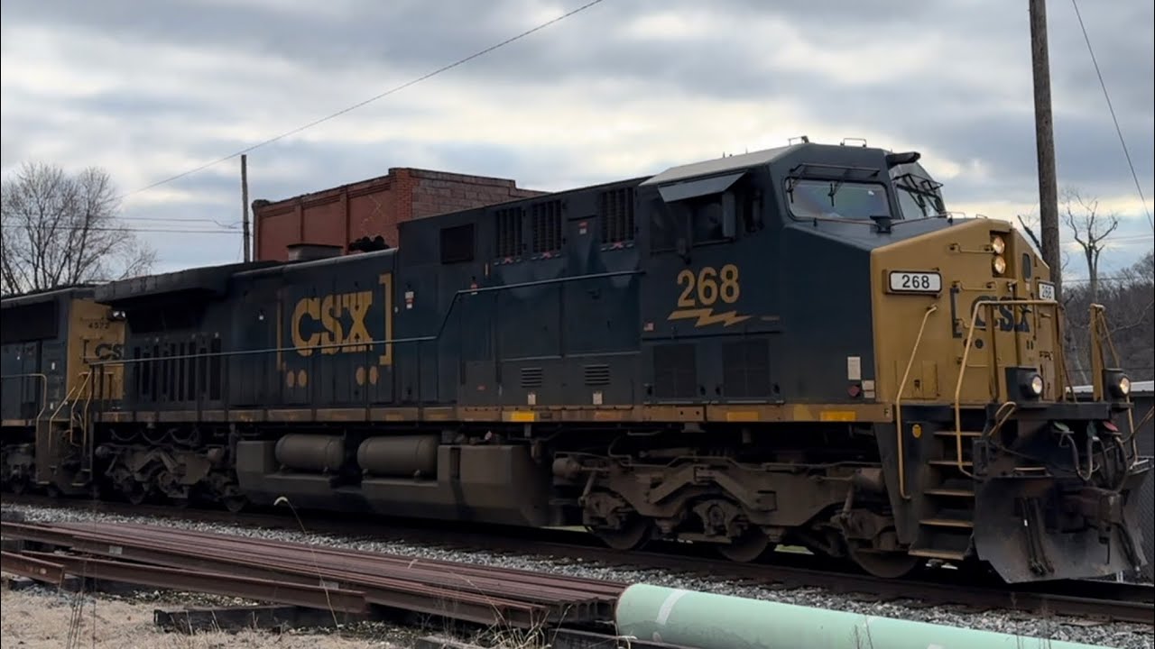 CSX M316-18 with a Cab bell mount AC44CW at ravenswood wv 12/19/23 ...