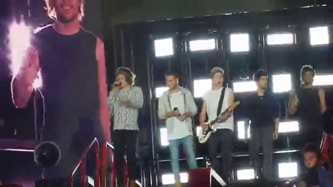One Direction - Intro / Beginning of Midnight Memories at Wembley 06/06 ...