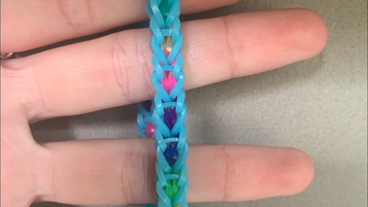 Entrapped fish rubber band bracelet tutorial (two peg tutorial)(for ...