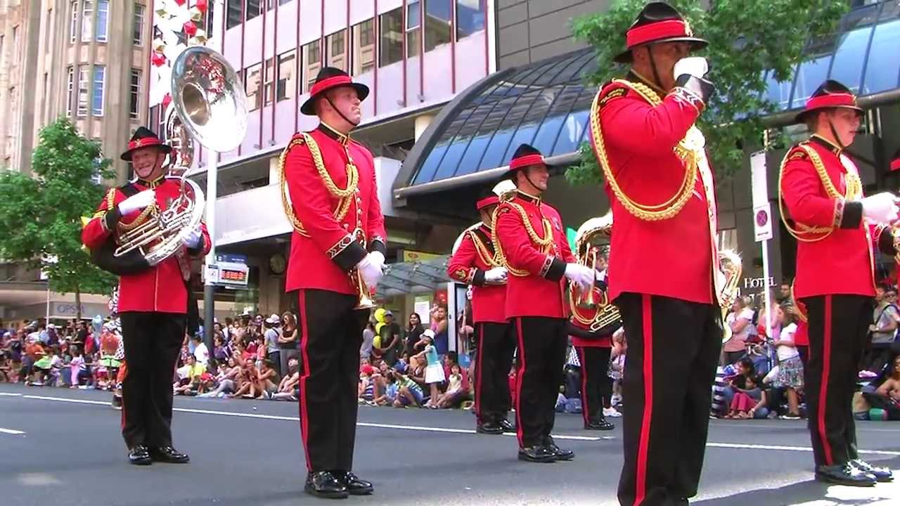 Farmers Santa Parade in Auckland 2013 - YouTube