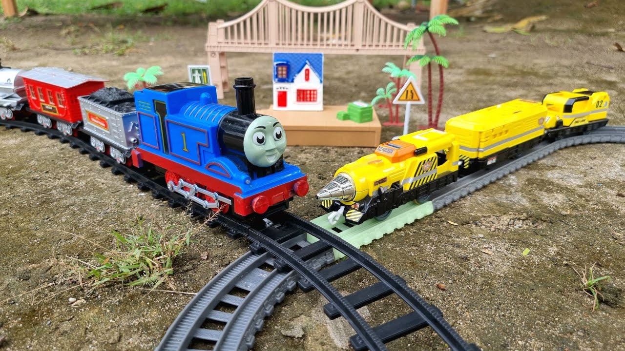 Unboxing dan Merakit Mainan Kereta Api Plarail Hyper Guardian Drill ...