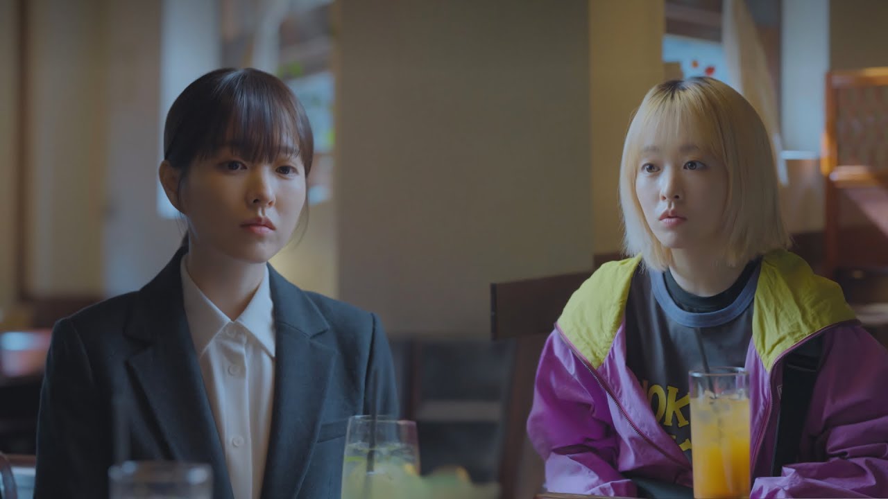 Twins Swap Lives and Her First Love Falls for the Wrong Twin - YouTube