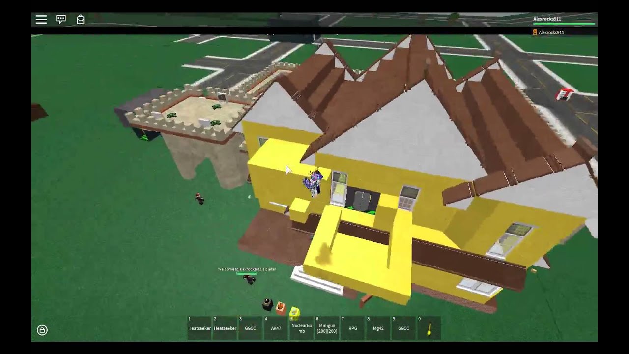 Checking out my 1st ROBLOX place - YouTube