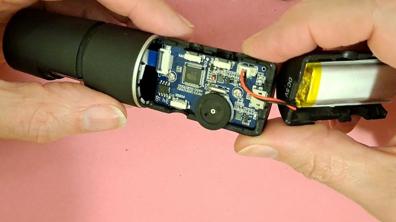 Peek inside my wireless microscope - YouTube