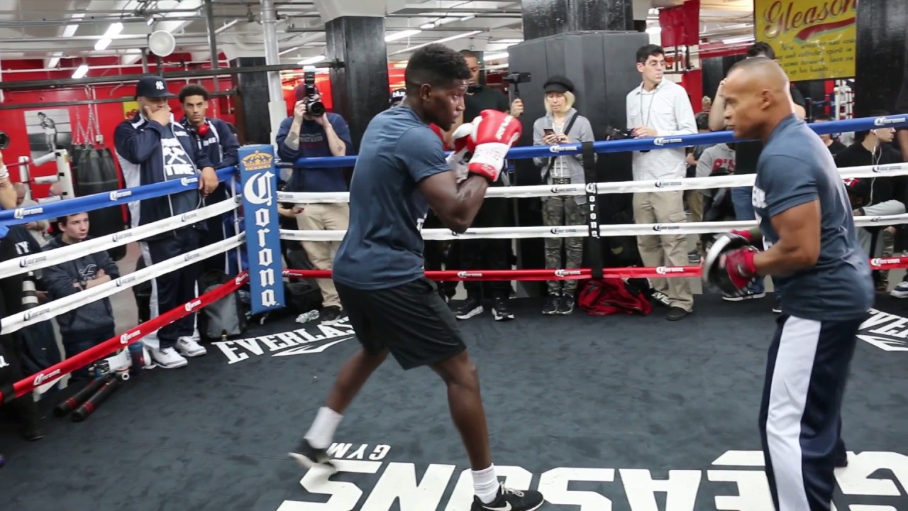 Erickson Lubin media training before Cota fight #ThurmanGarcia #boxing ...