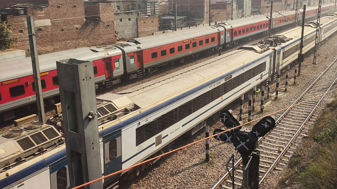 20171/72_Vande Bharat Express train || 20424_Patalkot Express ...