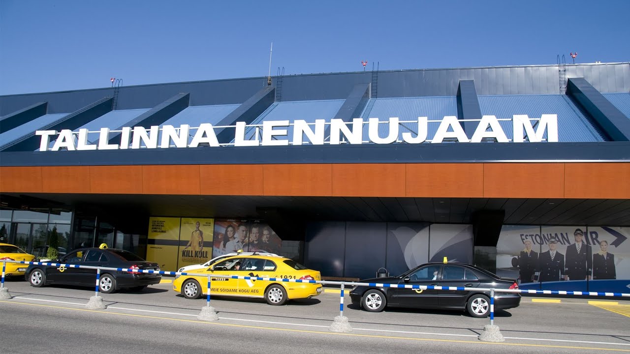 Getting to the airport.Bus nr.2 route/city centre-airport-city centre ...