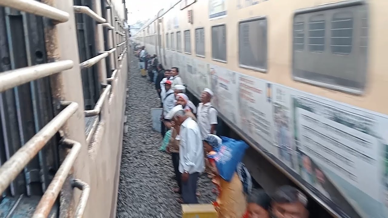 Kolhapur junction Sleeper Cocth to miraj nagar gulbarga express ⚠️🇮🇳🚂 ...