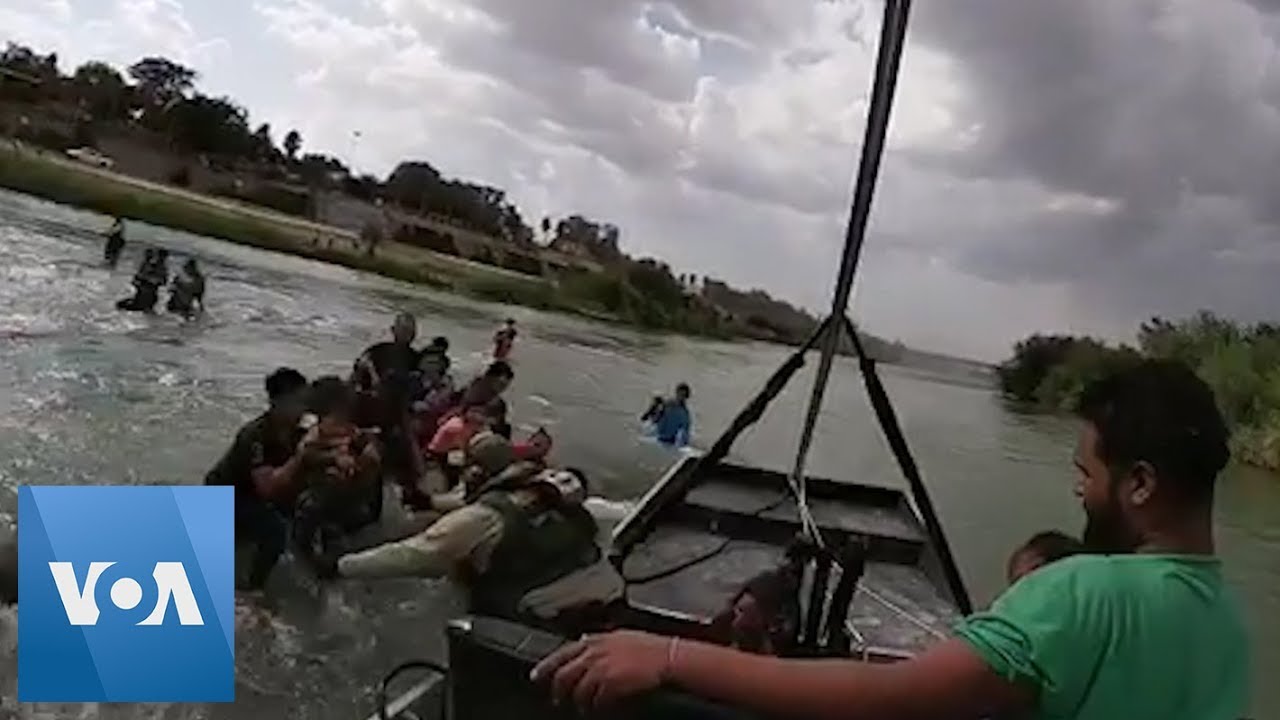 U.S. Border Patrol Rescues Migrants at U.S.-Mexico Border - YouTube