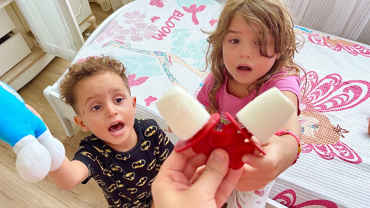 KUZEY ELİF GİZLİCE DONDURMALARI ALDI !! ANNESİ NAPTI ?? بابا جاب لي ...