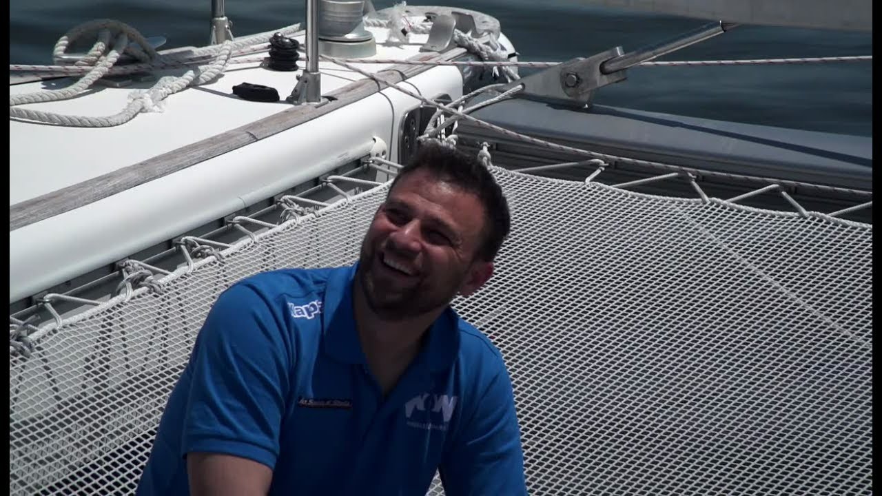 La storia di Marco Iannuzzi a bordo del catamarano - YouTube