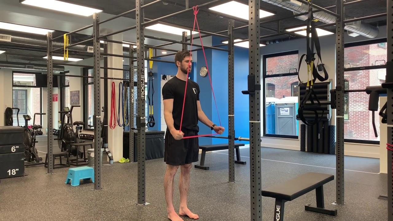 Band Tricep Extension - YouTube