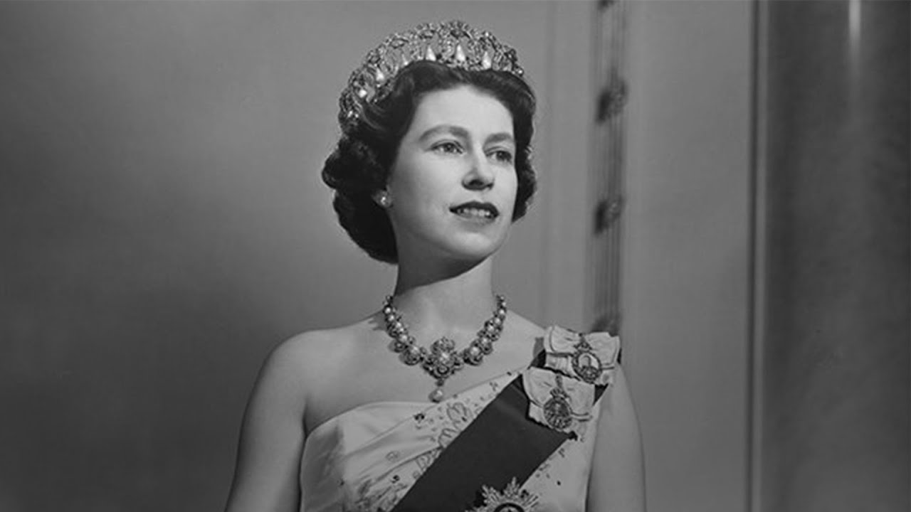 For Queen Elizabeth II - God Save the Queen (Arr. for String Orchestra ...