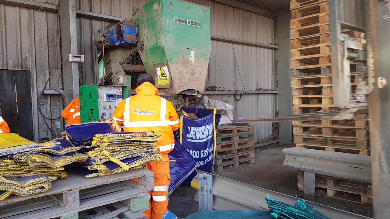 Haith Group Bulk Bagging Systems - YouTube