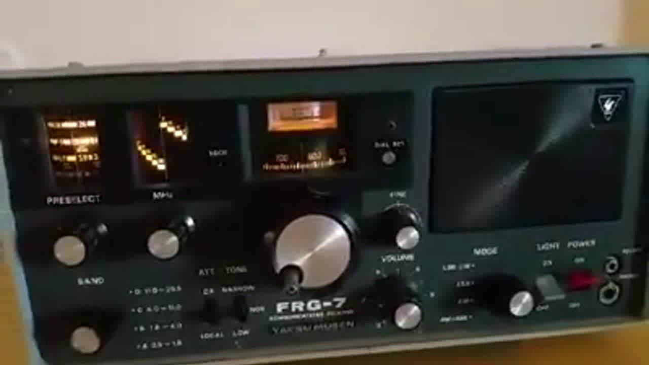 YAESU FRG-7 - YouTube