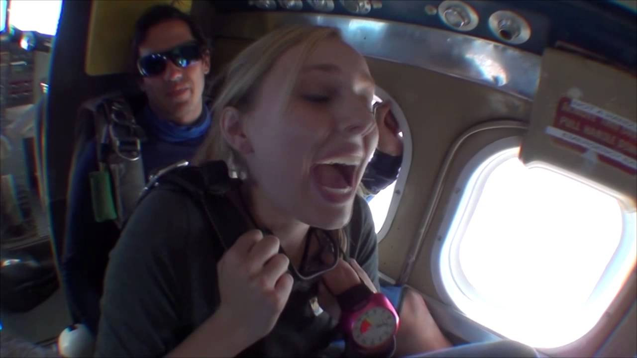 Mackenzie Klein SKYDIVES!!! - YouTube
