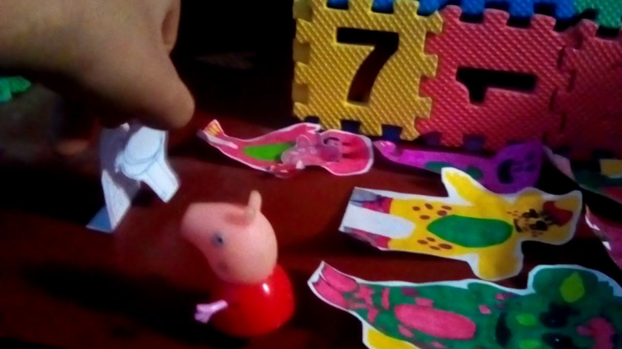 Barney & Peppa Pig: Zoe Zebra Pellizca A Bebe Peppa Pig A Tierra ...