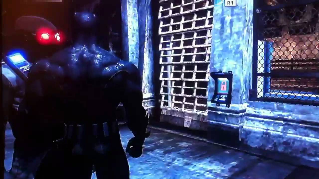 Batman Arkham City: Goon Glitching - YouTube