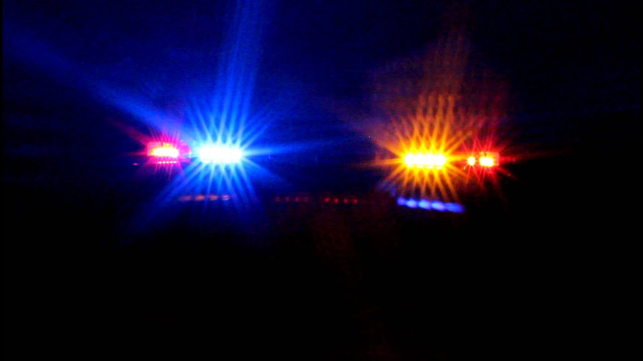 Code 3 21TR Lightbar / Rear Responce - YouTube