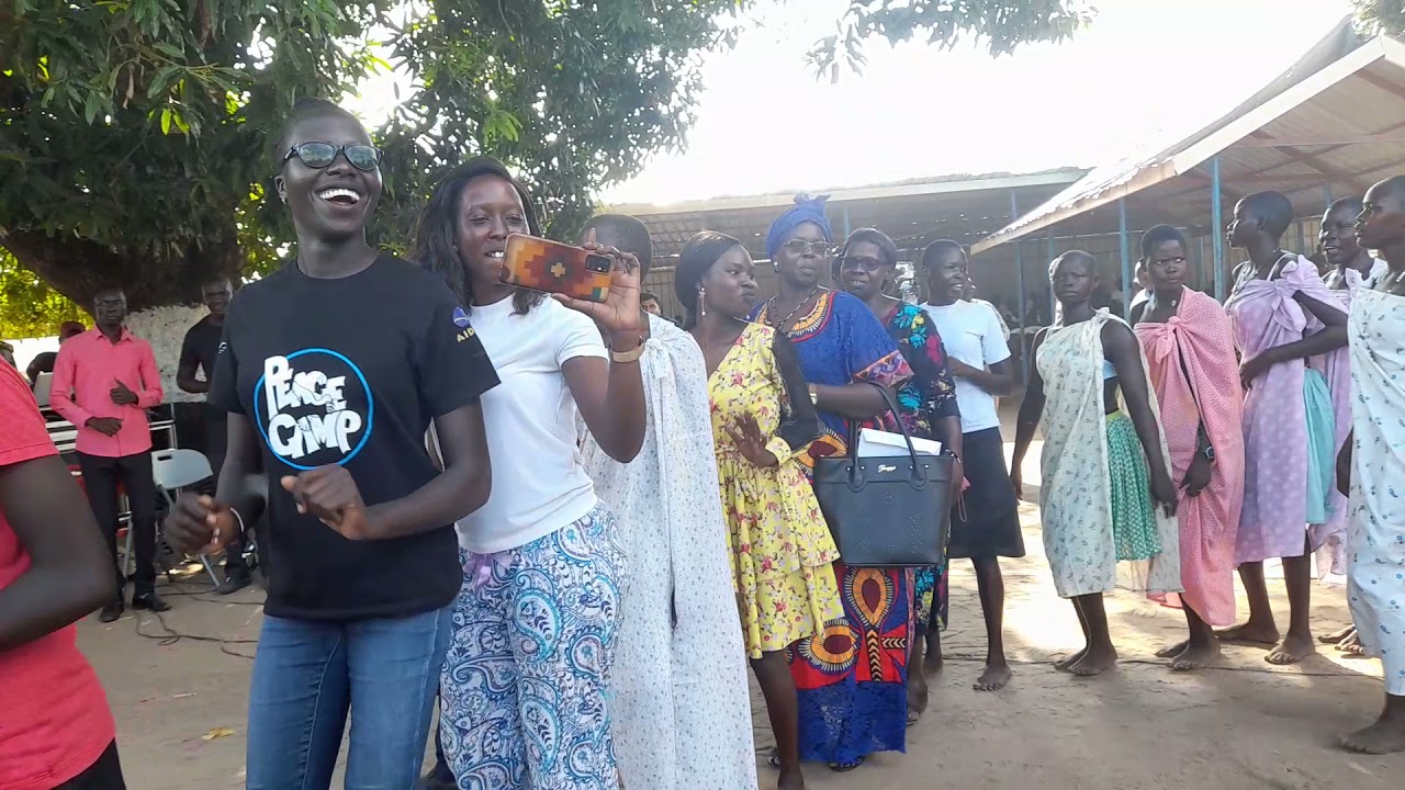Bari Traditional dance with The Vice president of South Sudan 🇸🇸 - YouTube