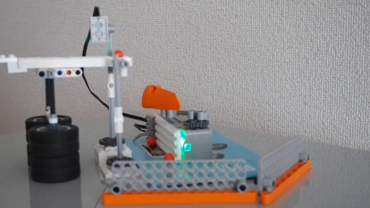 バッティングロボット (A batting robot built using Apitor.) - YouTube