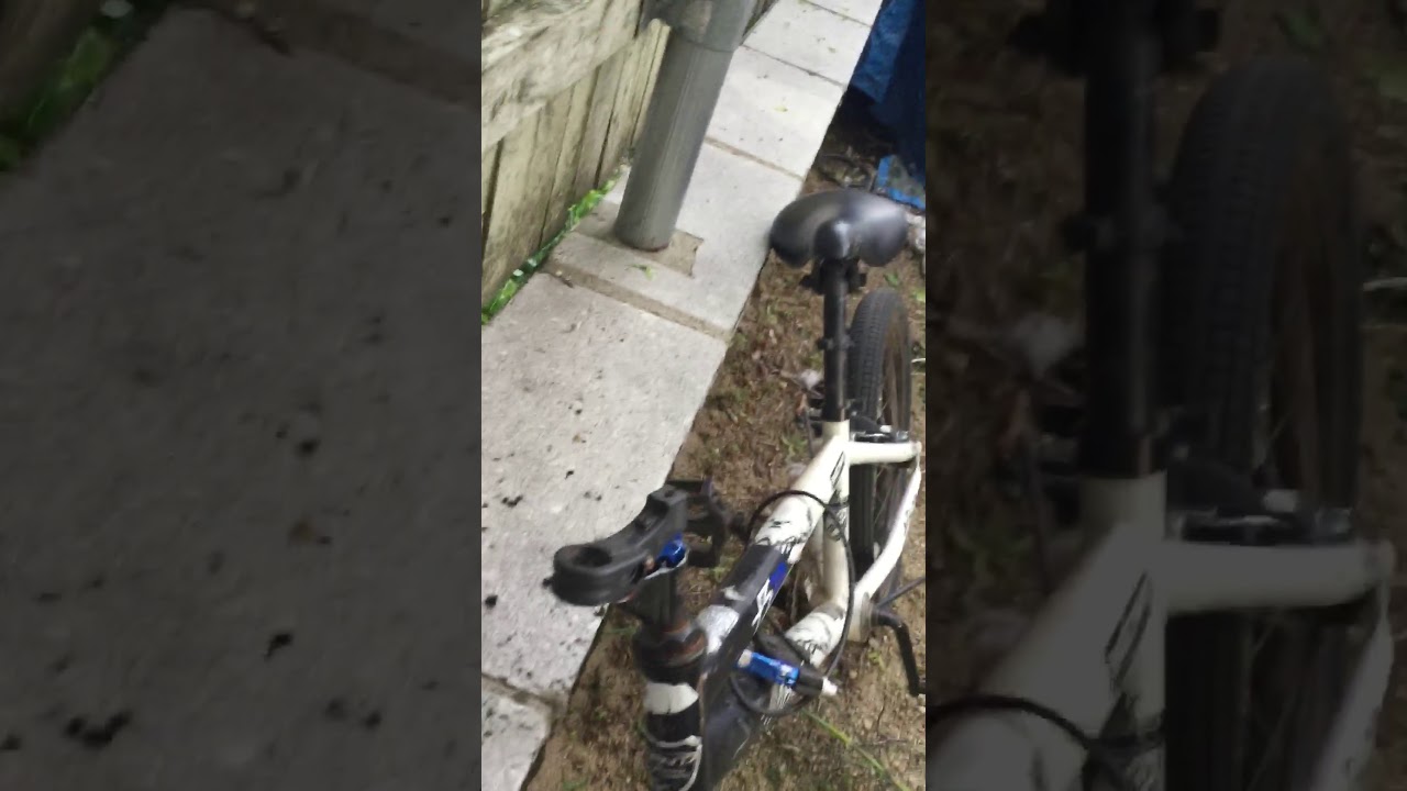 One handed bike try to ride it I dare you - YouTube