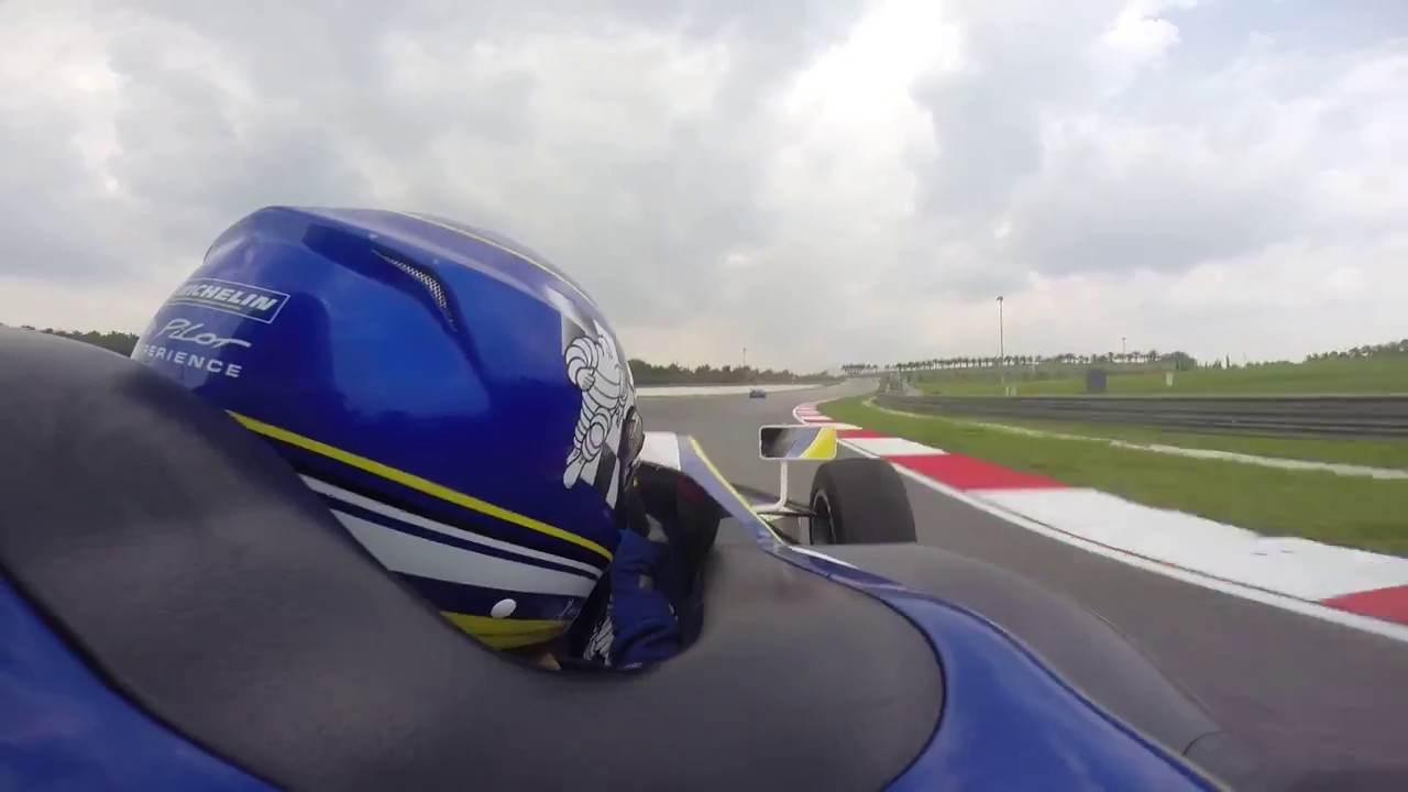 Driven: Renault F4 single seater @ Michelin Pilot Sport Experience 2014 ...