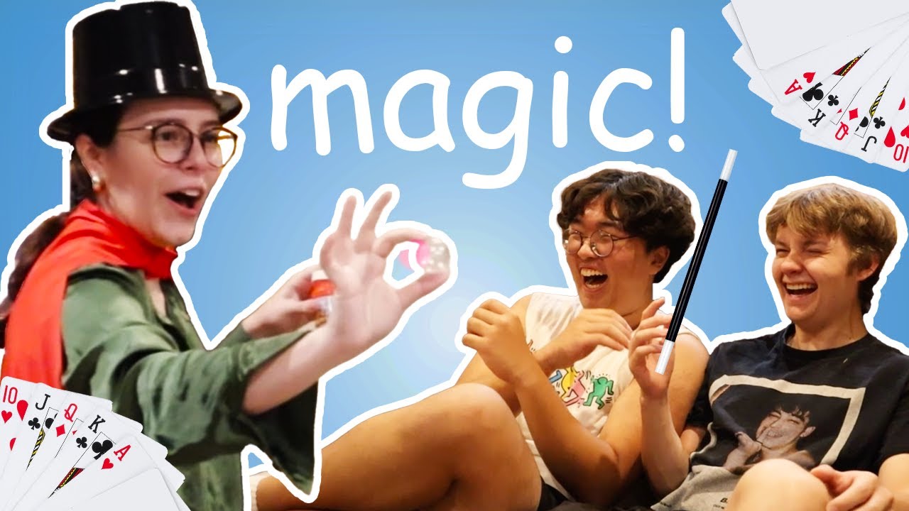 i put on a surprise MAGIC show for my friends - YouTube