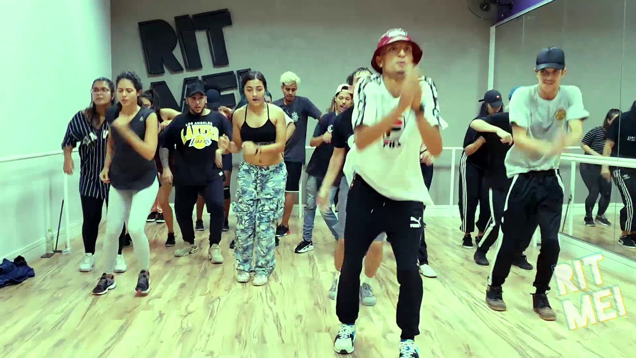 House Dance Class | Nenê Choreography - YouTube