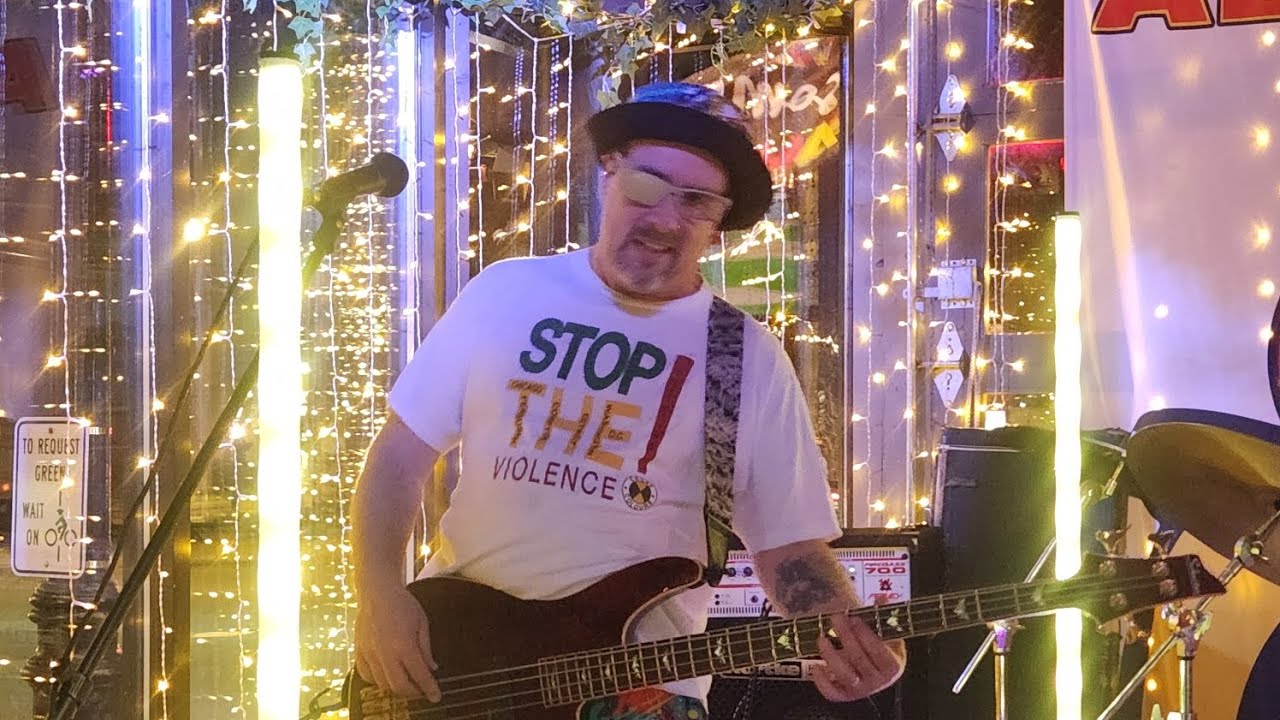 All that 90s - Jump Around (cover) Live At One Maine restaurant and ...