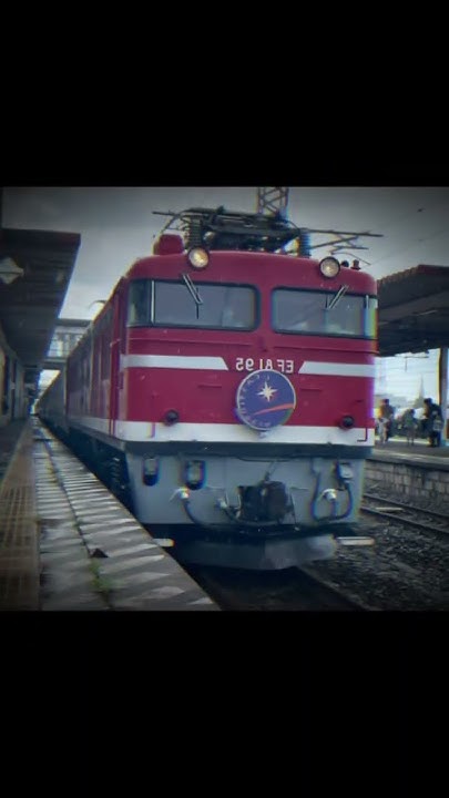 EF81-95レインボー - YouTube