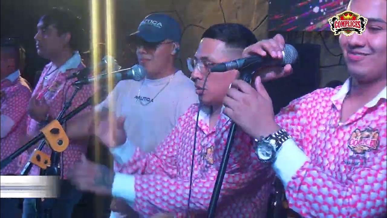 MIX AMOR AMOR - CHECHITO Y LOS COMPLICES DE LA CUMBIA - TRUJILLO 2023 - BURGOS EDICIONES - YouTube