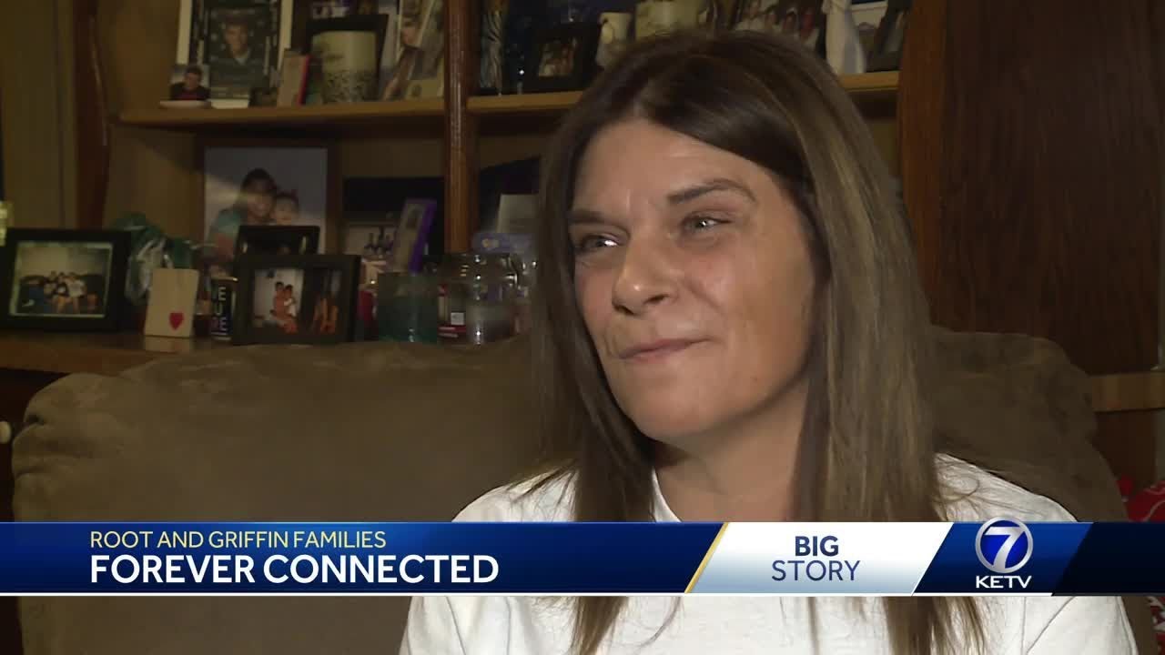 Sarah Root's mother to hear her daughter's heart beat again - YouTube