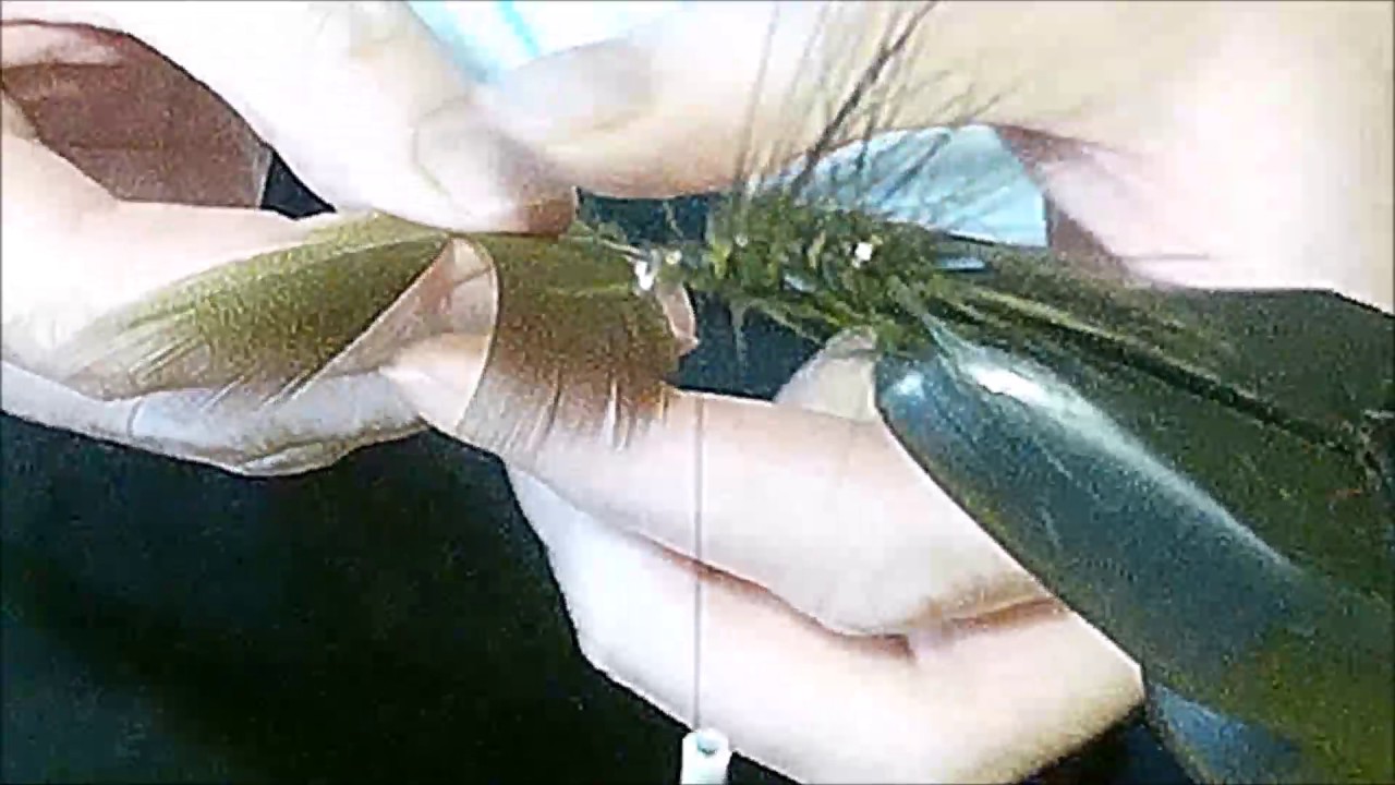 tying a sooty olive dabbler wet fly - YouTube