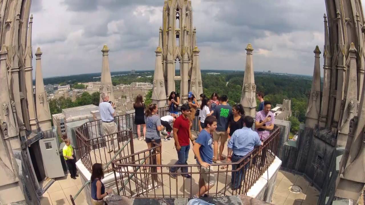 Time-lapse of Duke Seniors Reaching the Top of the Chapel - YouTube