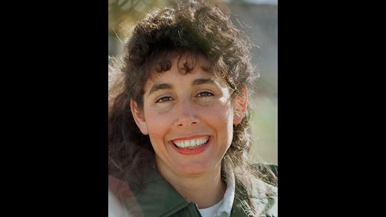 Carla Tucker