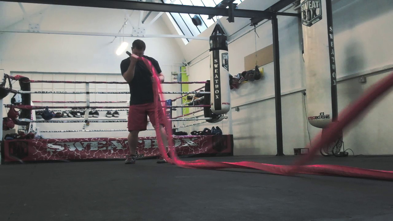 Battle Rope Uppercuts same side - YouTube
