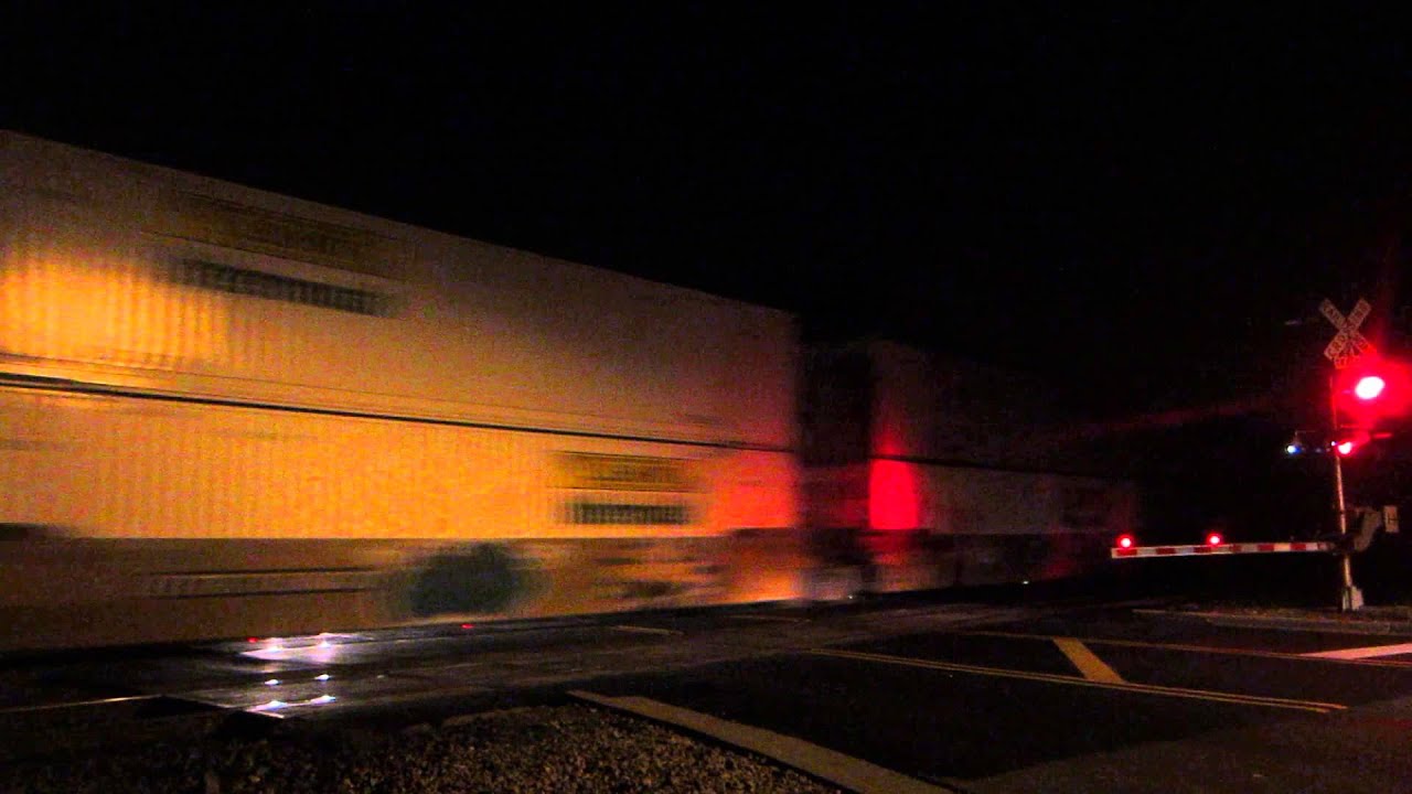 BNSF 4985 West Mazon, IL 12/14/12 - YouTube